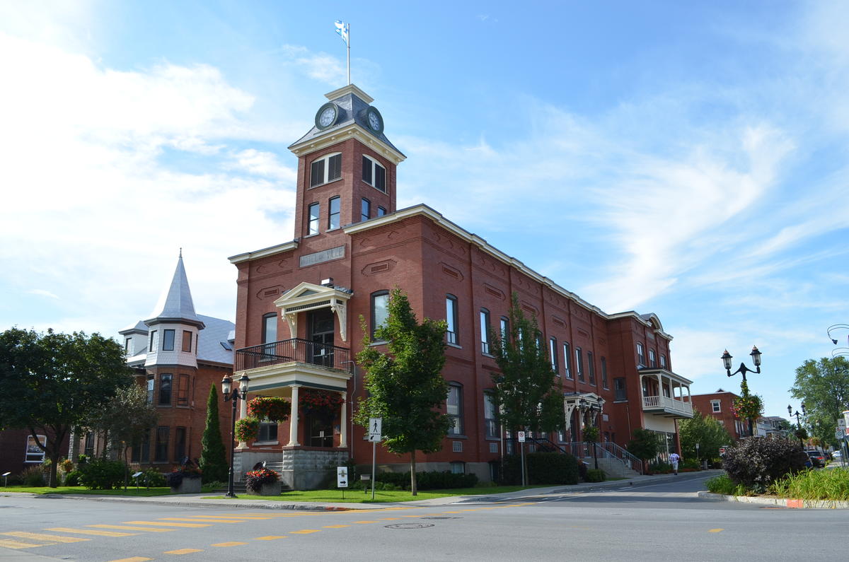 La mémoire de Jeanine Longpré-Laguë bientôt honorée à Farnham? - L ...