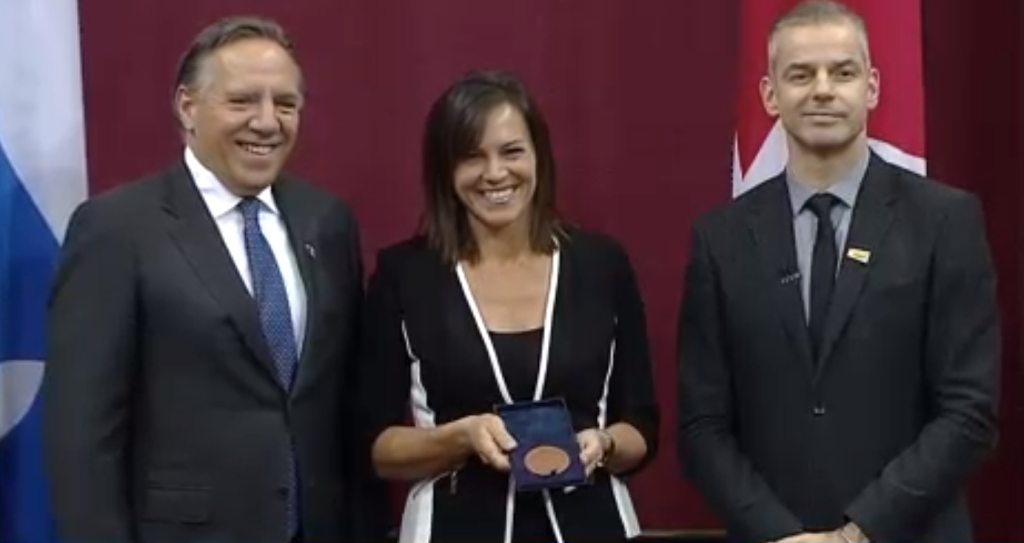 Isabelle Charest officiellement assermentée - L’Avenir et des Rivières