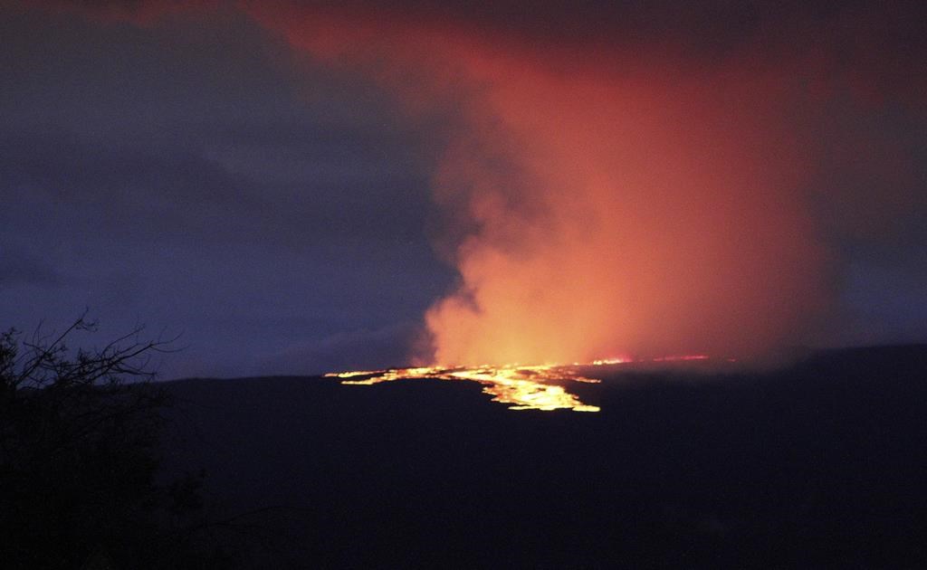 Le Mauna Loa, plus gros volcan actif du monde, entre en éruption à Hawaï - L’Avenir et des Rivières