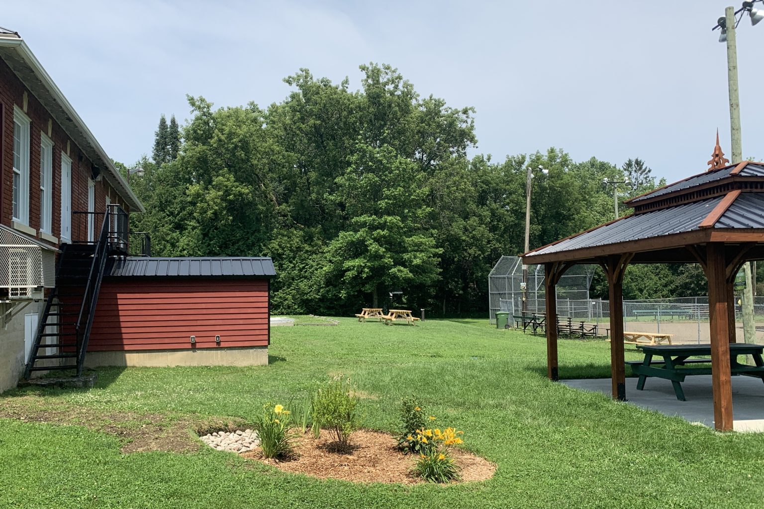 Stanbridge East se dote d'un jardin de pluie démonstratif - L’Avenir et ...