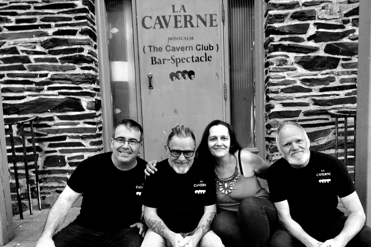 Geneviève Roy sur la scène de la Caverne Montcalm - L’Avenir et des ...