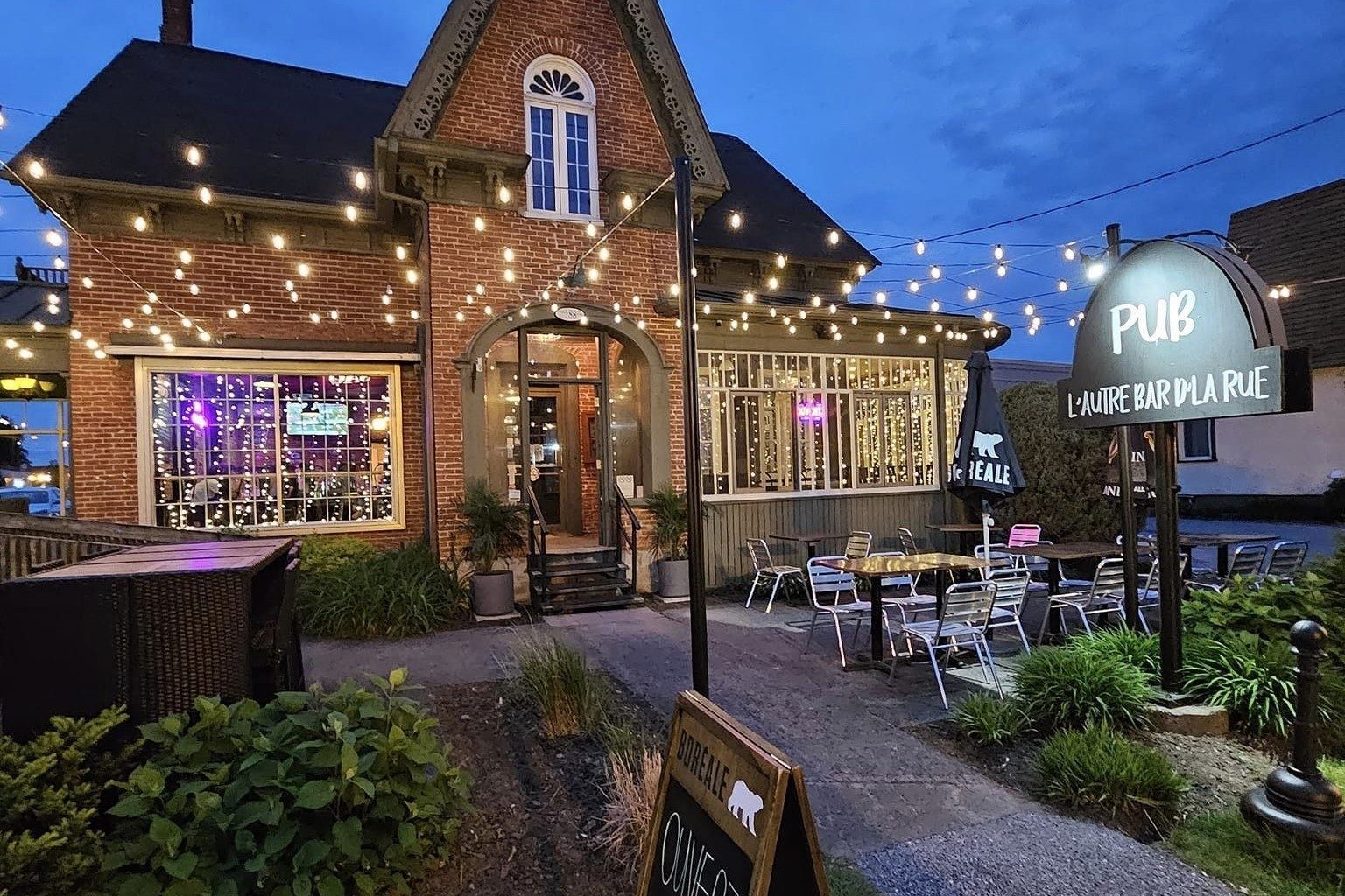 Farnham: plusieurs nouveautés au Pub L'Autre bar d'la rue - L’Avenir et ...