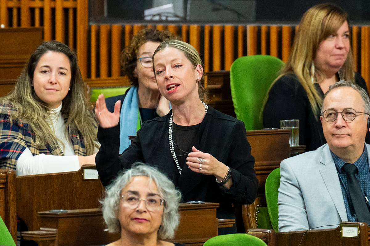 Départ de Justin Trudeau: la bloquiste Andréanne Larouche s'exprime - L ...
