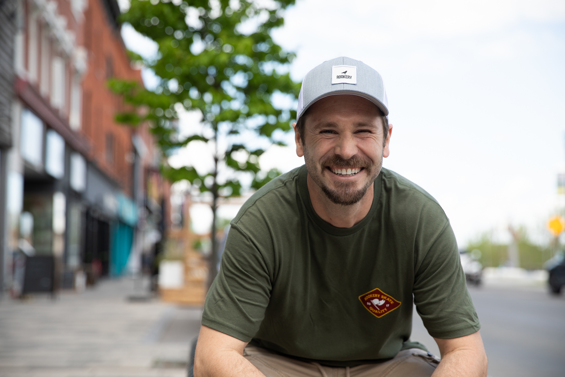 Mike chez RONA vit à Farnham - L’Avenir et des Rivières